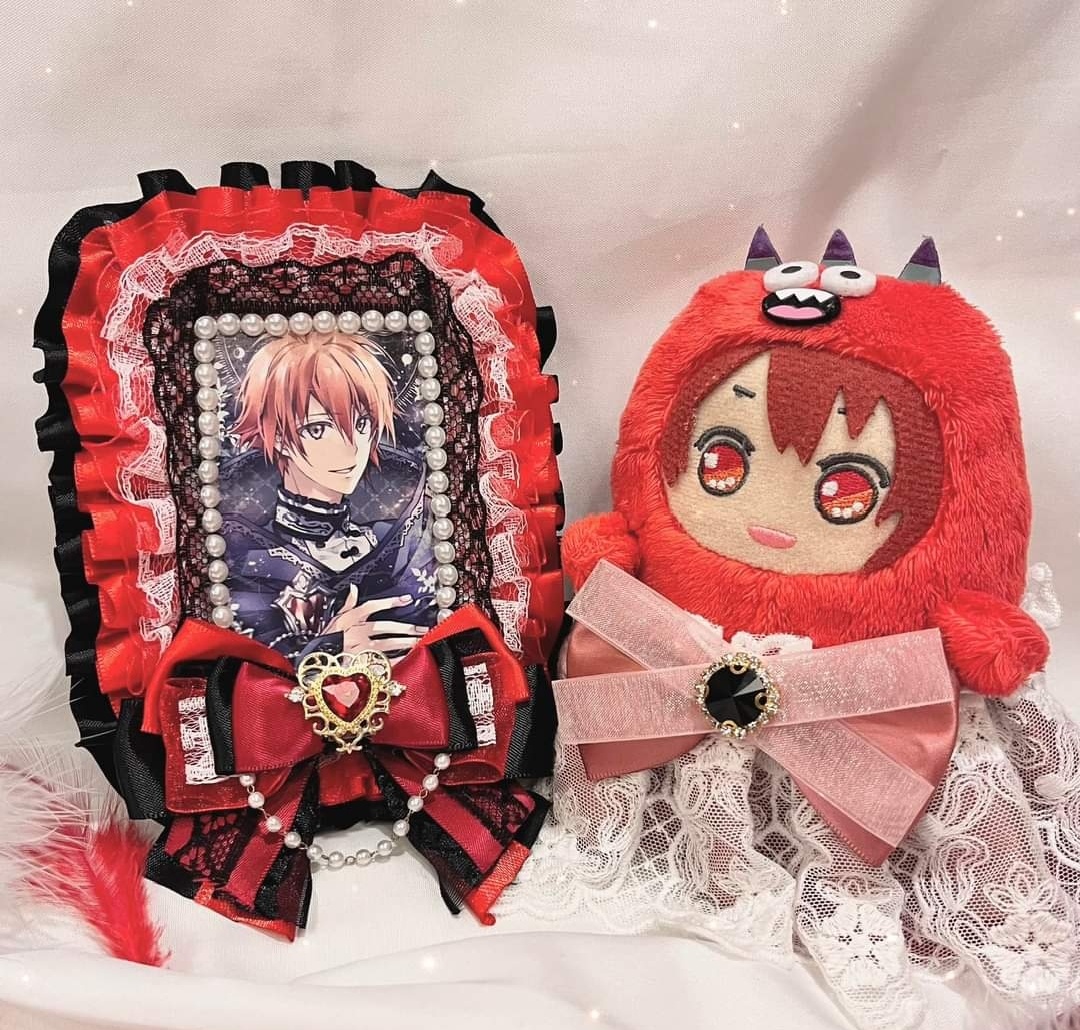 ಠ ಠ アイナナ ムビナナ 抽獎劇場版迎來第五週來貢獻一點點力量 以下兩項各抽一名1 毛絨娃衣 2 B8緞帶卡套 憑第五週(10