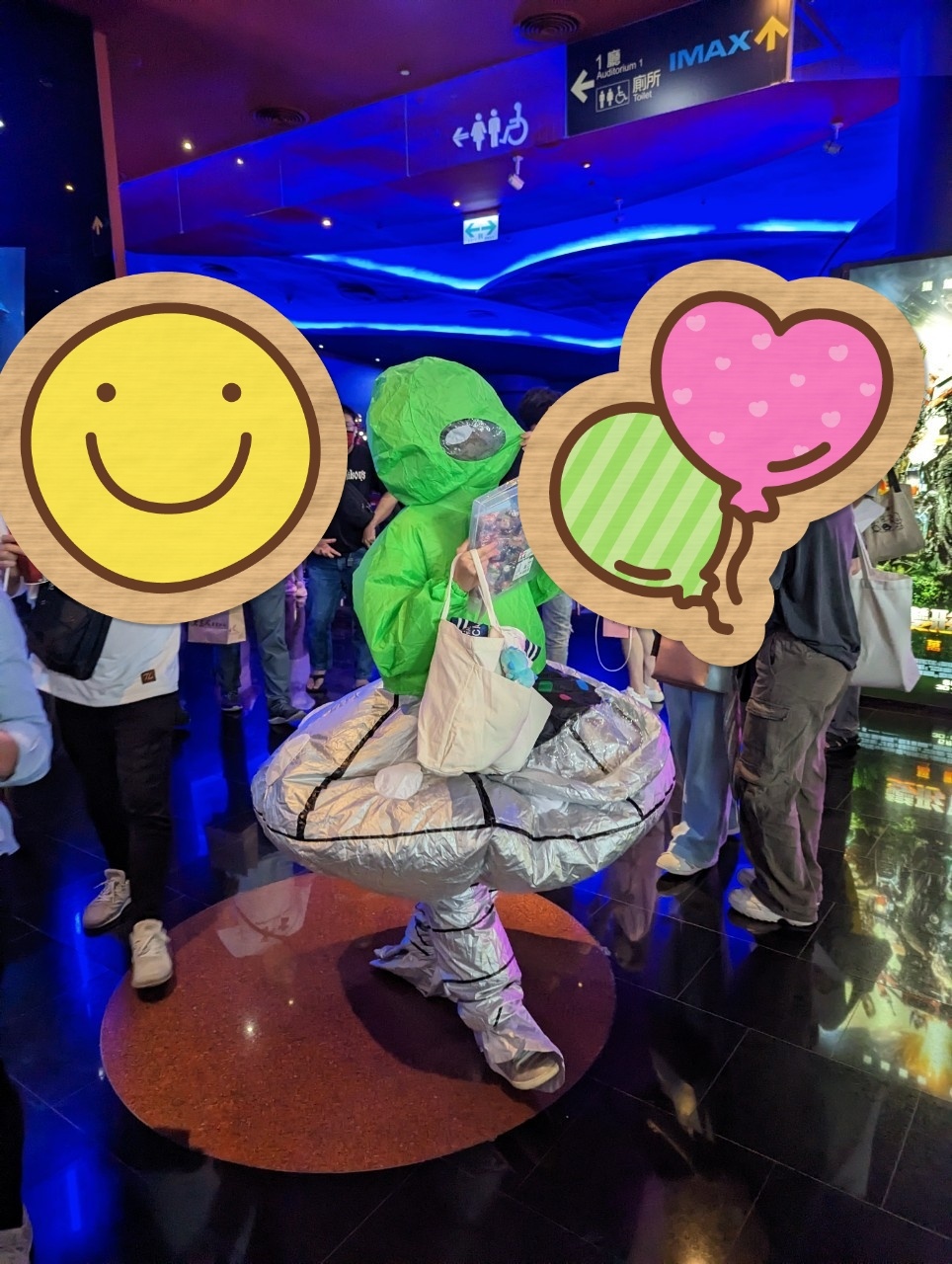 川瀨。dora •ө• ♪♬ 外星人ピョン患 更新:透過旅人牽線已找到,不熟噗浪的外星人ピョン患也在求照片,請有照片的人私噗她,下收資訊